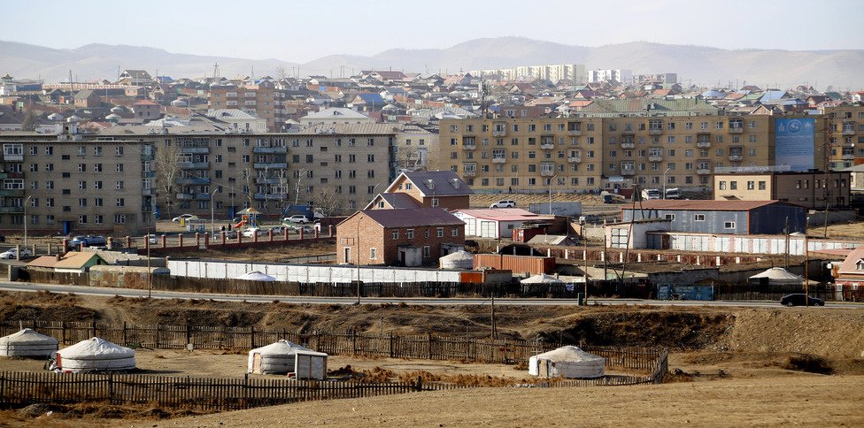 Налайх дүүрэг 19 хүүхэд хордож зургаа нь эмнэлэгт хүргэгджээ